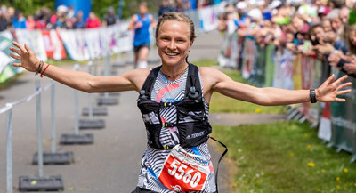 Anna Hahner im Mutterglück | leichtathletik.de