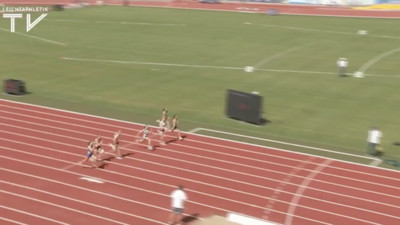 Talea Prepens hat im Ziel eine Nasenspitze vorne | leichtathletik.de