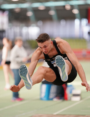 Simon Batz und Anjuli Knäsche in Fluglaune | leichtathletik.de